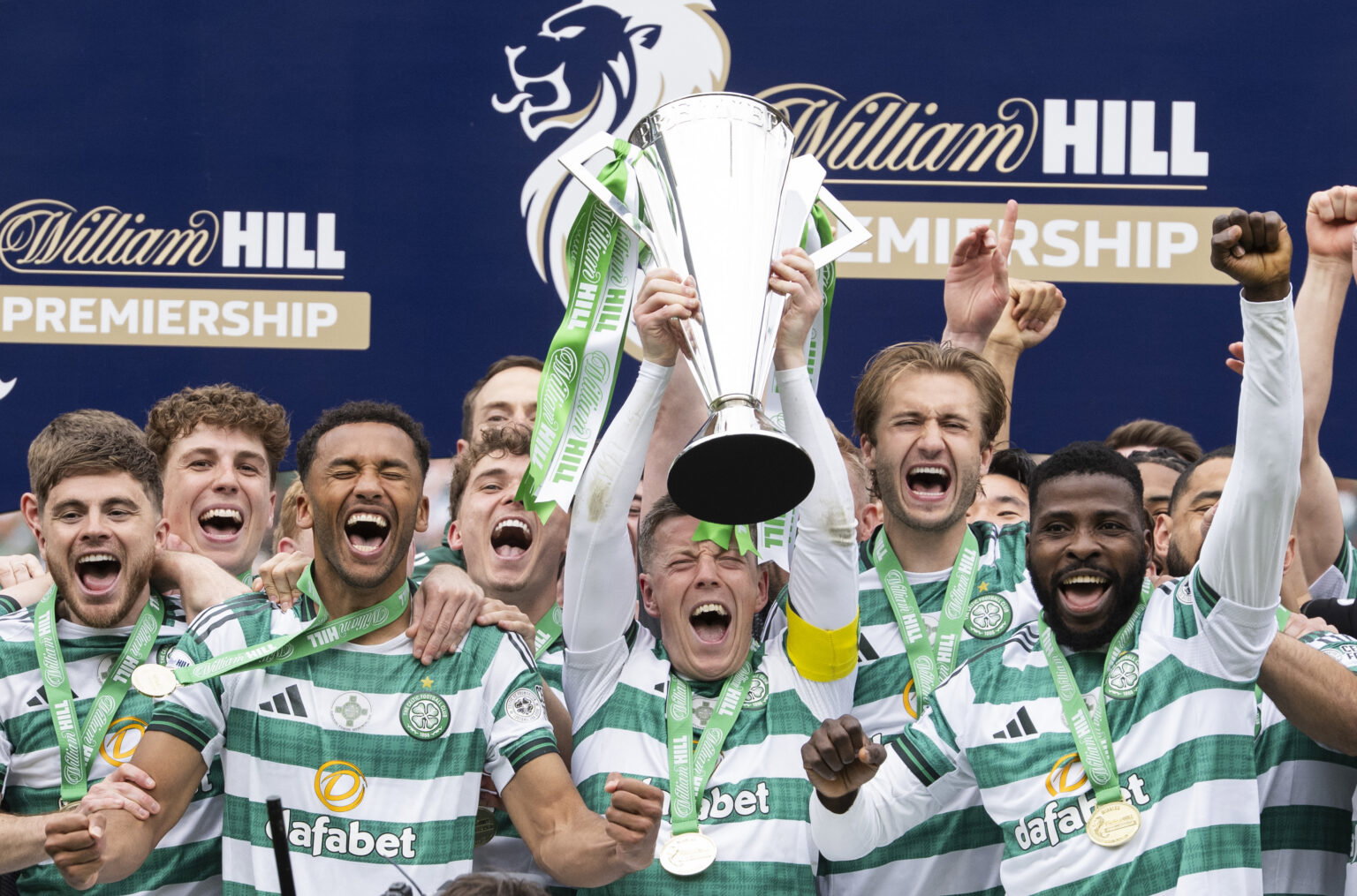 Henrik Larsson: His Path to Attaining Celtic Legendary Status | The ...