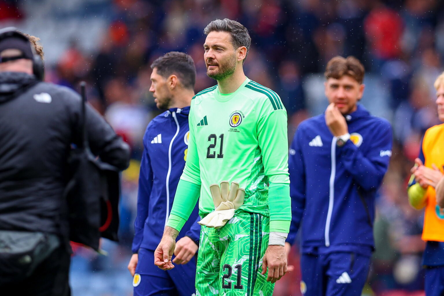 Craig Gordon And Hearts Need To Get Over Their Bitterness.
